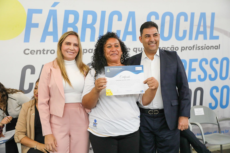 Fábrica Social forma 170 alunos, e nova turma fará material para ...